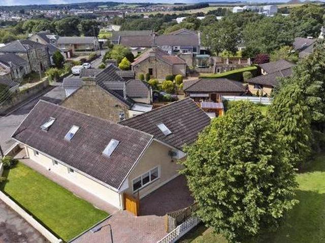6 bedroom detached house for sale in Charlotte Street Shotts ML7