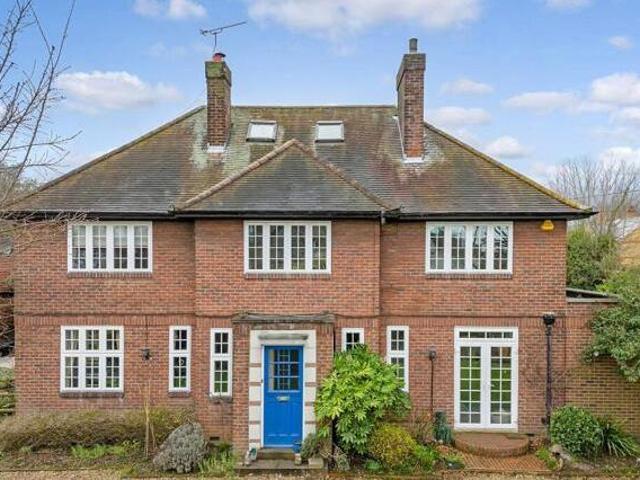 6 Bedroom Detached House For Sale In Chelmsford