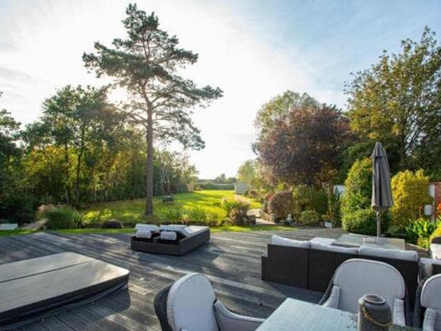 6 Bedroom Detached House For Sale In Chestfield