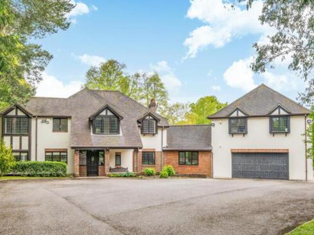 6 Bedroom Detached House For Sale In Chilworth, Southampton