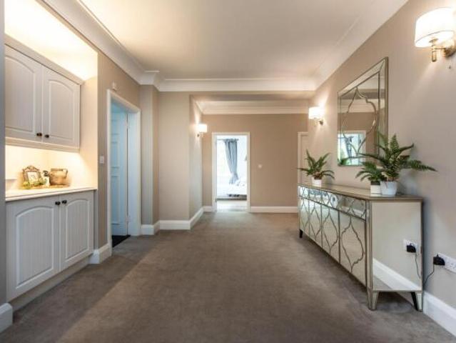 6 bedroom detached house for sale in Cryfield Grange Road, Coventry, West Midlands CV4