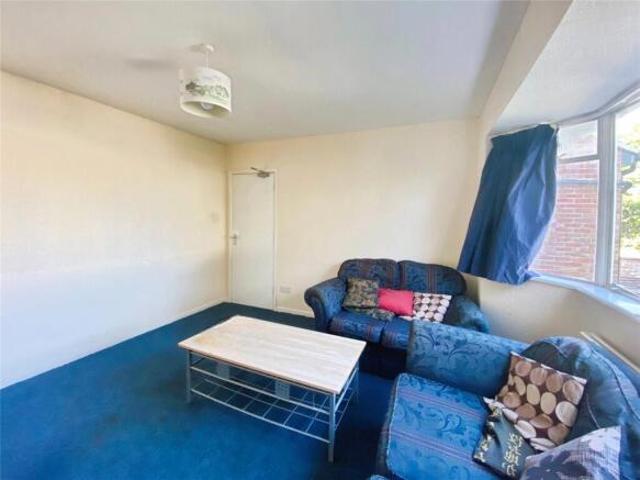 6 bedroom semi detached house for sale in Acton Way, Cambridge, Cambridgeshire, CB4