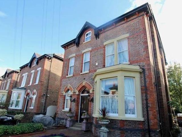 6 bedroom detached house for sale in Alexandra Road Liverpool L22 L22