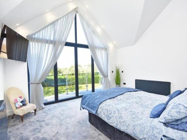 6 bedroom detached house for sale in Ash View Farm, 5 Ash View, Harrogate, HG2 9LY, HG2