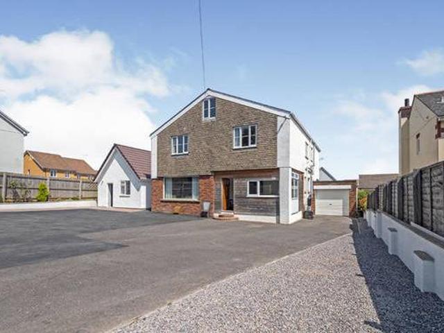 6 bedroom detached house for sale in Ashburton Road Newton Abbot Devon TQ12 TQ12