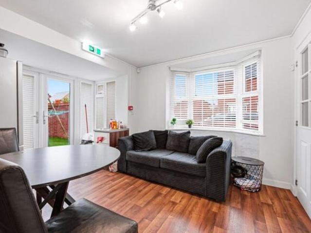 6 bedroom detached house for sale in Bow Road, Brooklands, MK10