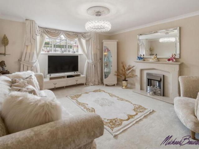 6 bedroom detached house for sale in Bolton Hall Road, Bradford, BD2 1QB, BD2