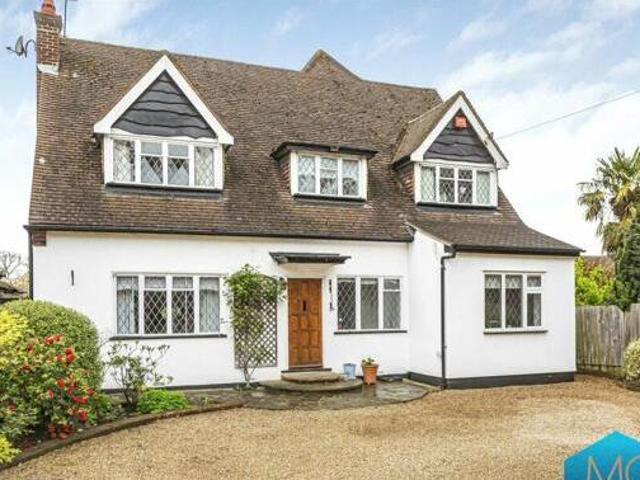 6 Bedroom Detached House For Sale In Barnet