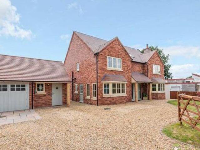 6 Bedroom Detached House For Sale In Bicton