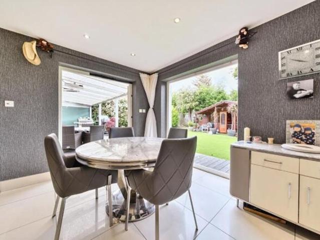 6 bedroom detached house for sale in Brimstone Close, Orpington, Kent, BR6