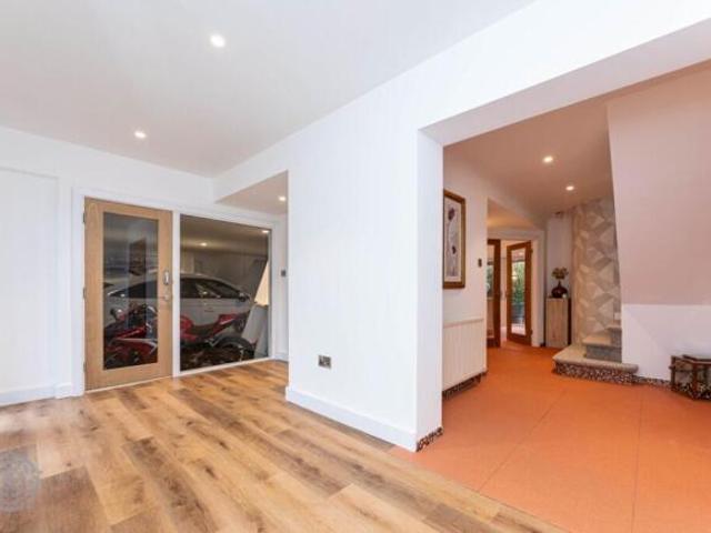 6 bedroom detached house for sale in Brinksway, Bolton, BL1