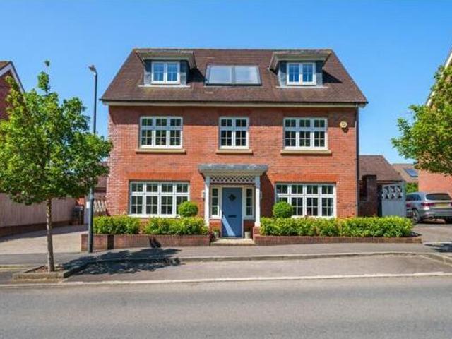 6 Bedroom Detached House For Sale In Bristol