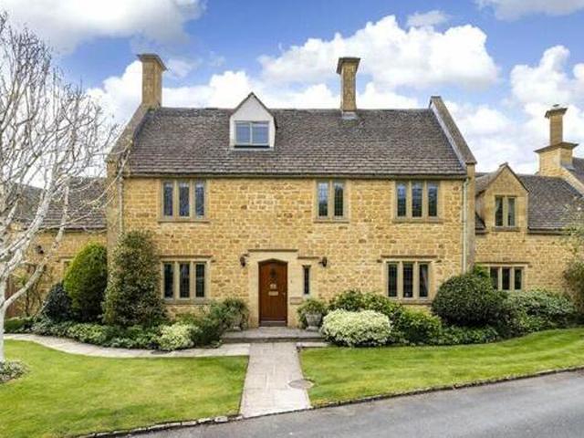 6 Bedroom Detached House For Sale In Broadway, Gloucestershire