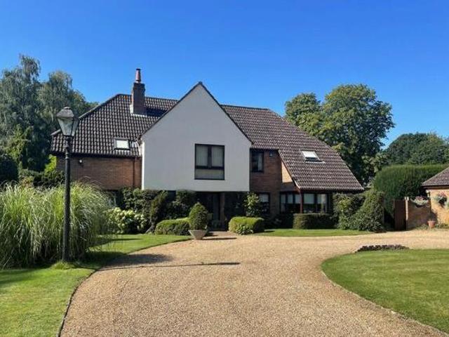 6 Bedroom Detached House For Sale In Brooke