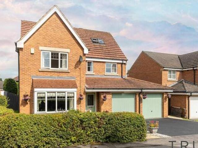 6 Bedroom Detached House For Sale In Gomersal
