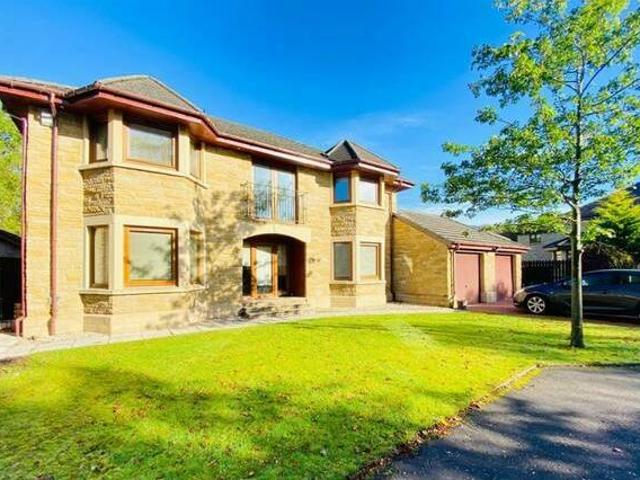 6 bedroom detached house for sale in Galloway Avenue Wishaw ML2