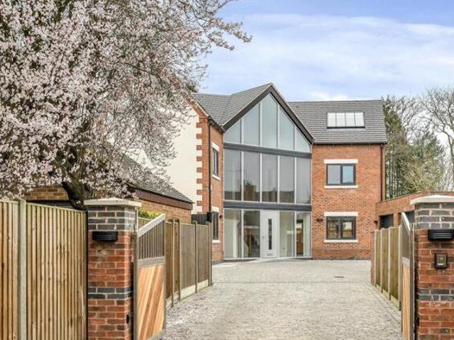 6 Bedroom Detached House For Sale In Derby