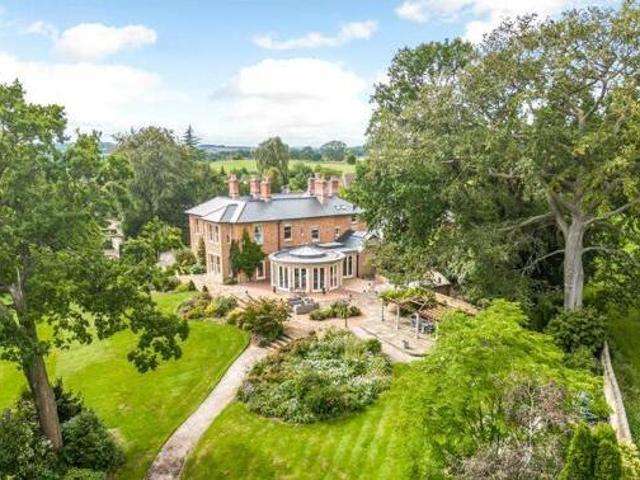 6 Bedroom Detached House For Sale In Derby, Derbyshire