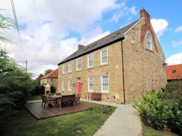 6 Bedroom Detached House For Sale In East Boldon, Tyne And Wear