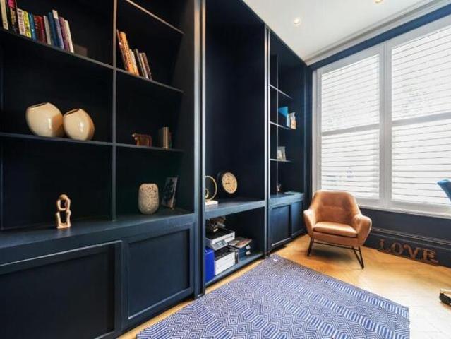 6 bedroom detached house for sale in Elm Road, Beckenham, BR3