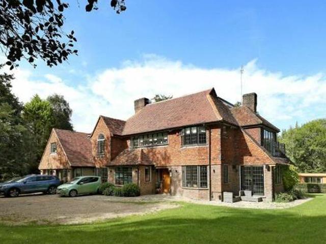 6 Bedroom Detached House For Sale In Farnham Common, Buckinghamshire