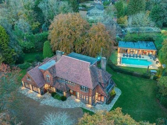 6 Bedroom Detached House For Sale In Farnham Common, Buckinghamshire