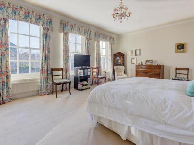 6 bedroom detached house for sale in Fitzjohns Avenue, London, NW3