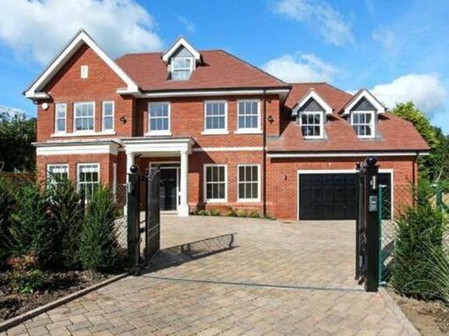 6 bedroom detached house for sale in Knowle Grove Virginia Water Surrey GU25