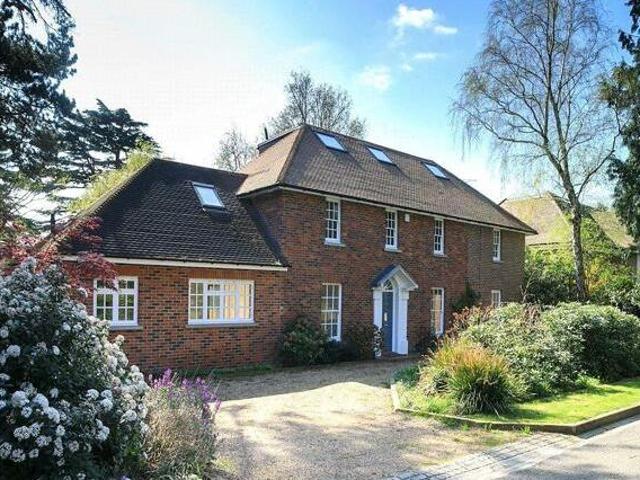 6 Bedroom Detached House For Sale In Kingston upon thames