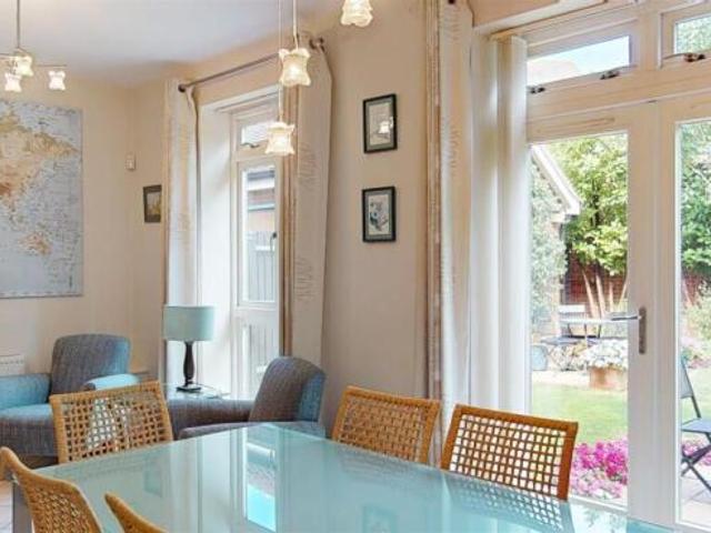 6 bedroom detached house for sale in Kingswear Drive, Broughton, MK10