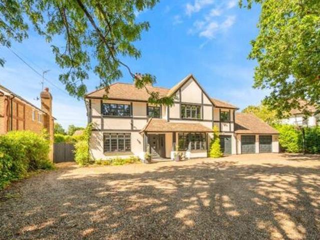 6 Bedroom Detached House For Sale In Kingswood