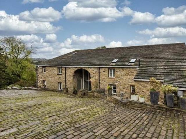 6 bedroom detached house for sale in Kipping Barn Lower Kipping Lane Thornton BD13 3JT BD13
