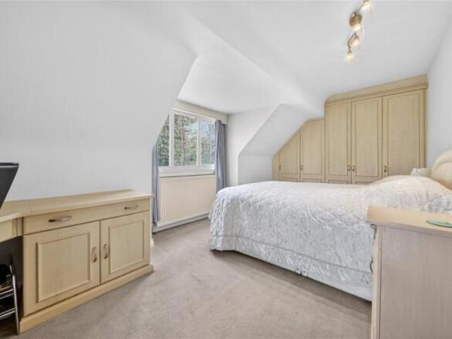6 bedroom detached house for sale in Kushgar, Acacia Park Crescent, Bradford, BD10