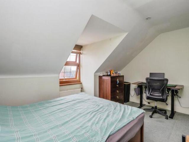 6 bedroom detached house for sale in Havant Road, Farlington, PORTSMOUTH, PO6