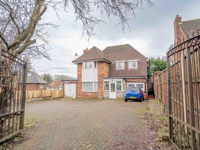 6 bedroom detached house for sale in Hamstead Hill, Handsworth Wood, B20