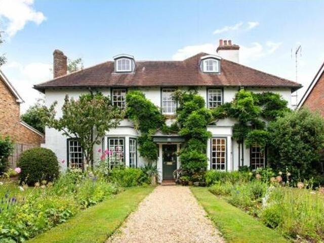 6 Bedroom Detached House For Sale In Harpenden, Hertfordshire