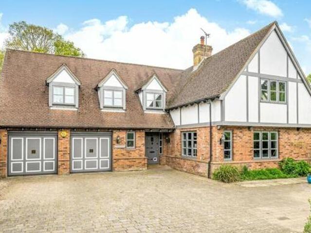 6 Bedroom Detached House For Sale In Ifold