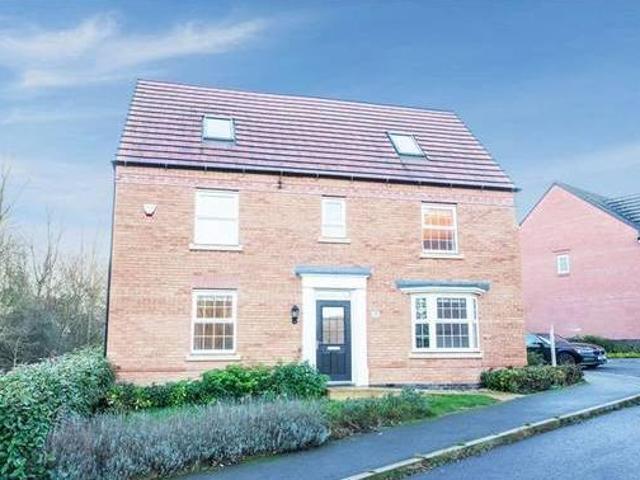 6 bedroom detached house for sale in Irons Road Northampton NN5