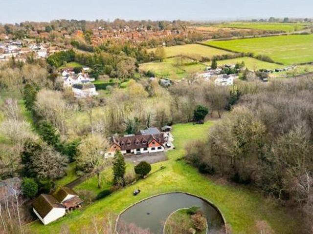 6 Bedroom Detached House For Sale In Longfield