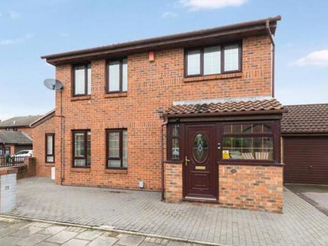 6 Bedroom Detached House For Sale In London