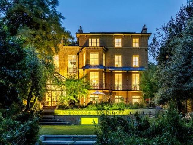 6 Bedroom Detached House For Sale In London
