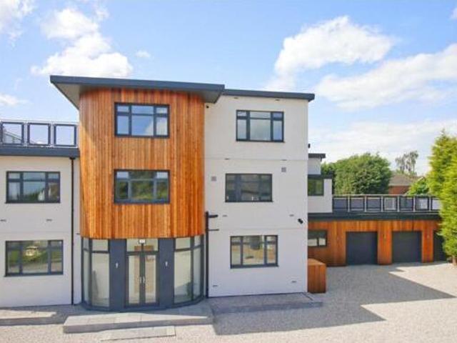 6 Bedroom Detached House For Sale In Leeds, West Yorkshire