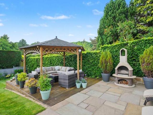 6 bedroom detached house for sale in Lightridge Road, Fixby, Huddersfield, HD2