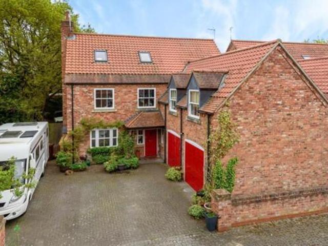 6 Bedroom Detached House For Sale In Lincoln, Lincolnshire