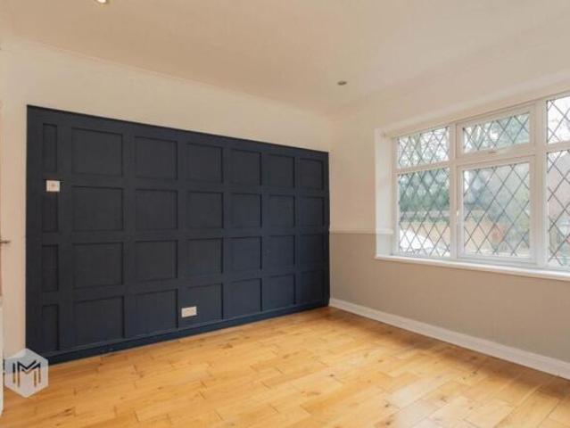 6 bedroom detached house for sale in Moss Bank Way, Bolton, BL1