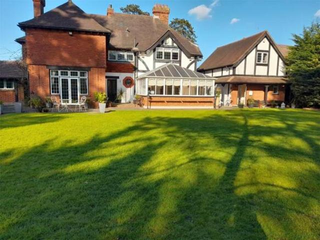 6 bedroom detached house for sale in Mada Road, Locksbottom, BR6