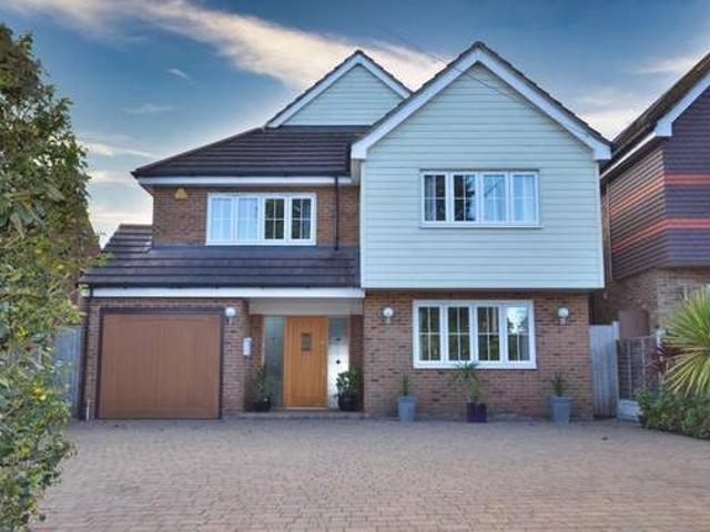 6 bedroom detached house for sale in Noak Hill Road Billericay Essex CM12