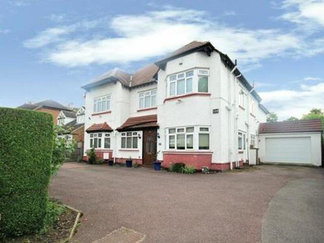 6 Bedroom Detached House For Sale In New Barnet, Hertfordshire