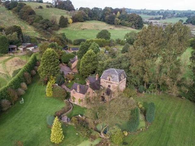 6 Bedroom Detached House For Sale In Newcastle