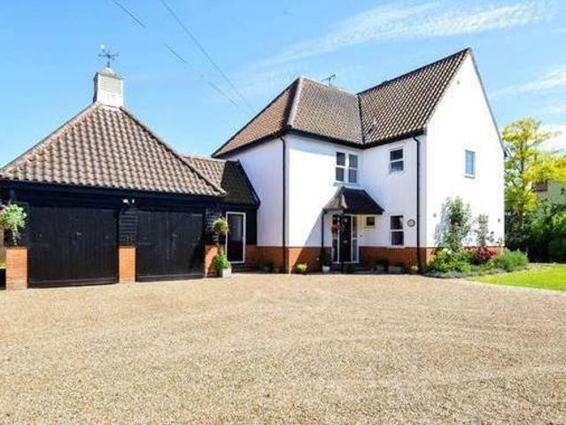 6 bedroom detached house for sale in Newbiggen Street Thaxted Dunmow CM6 CM6